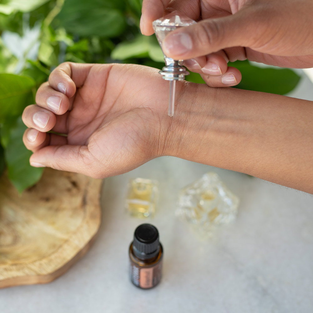 DIY Grapefruit Perfume | doTERRA Essential Oils