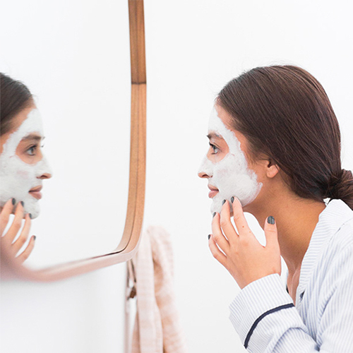 Melissa Essential Oil Clay Facial Mask | DIY | doTERRA Essential Oils